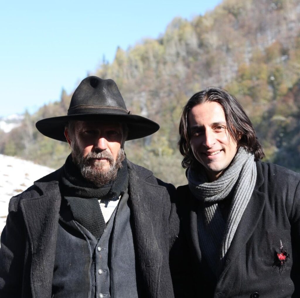 Denis Ștefan a jucat cu Kevin Costner! Ce nu știați despre actorul din ...